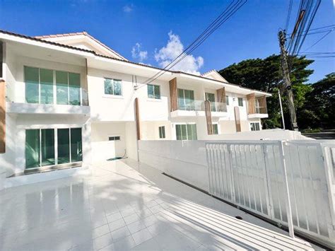 ขายทาวน์โฮม 2 ชั้น 3 ห้องนอน สไตล์ มินิสแกนดิเนเวีย เชียงใหม่ สันทราย วงแหวนรอบ2 เจ้าของขายเอง