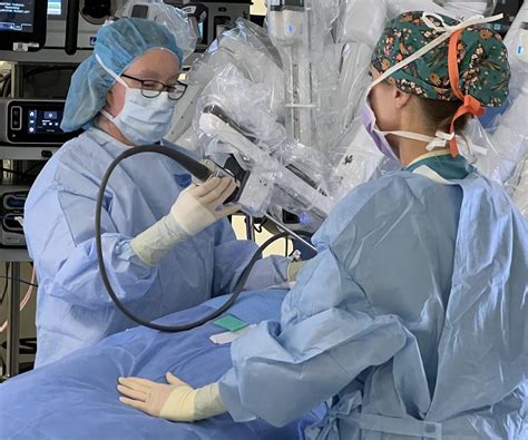 Lung Cancer Care Robotic Surgery Offers Fewer Complications Faster Recovery Peacehealth