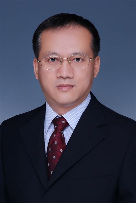 傅开元王衣祥研究团队发表论文解析颞下颌关节盘移位后发生髁突骨吸收的新机制 新闻动态
