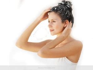 How To Exfoliate Your Scalp At Home