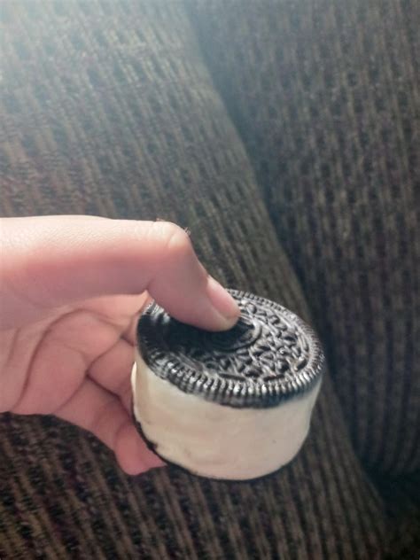 O R E O [ 100 Confusion] [ 15 The Actual Fuck] [ 10 M M M] R Itemshop