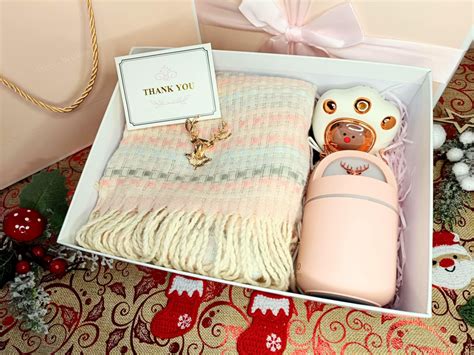 🎁🎁🎄🎄🎆 Монита болон шинэ жилийн хөөрхөн Katy Online Shop