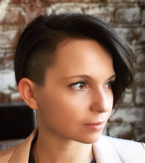 11 Edgy Short Asymmetrical Haircut Ideas For A Bold Look