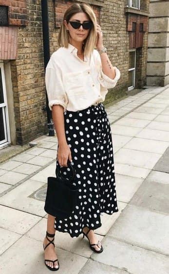 Как выбрать и с чем носить атласную юбку в бельевом стиле Beauty Plan Образовательный портал