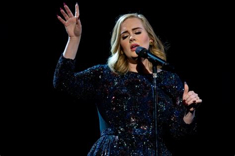 Adele Anuncia Separação De Seu Marido Simon Konecki Gestão De