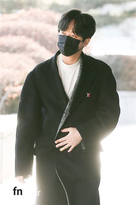 포토 이찬원 따뜻한 눈빛 헉스