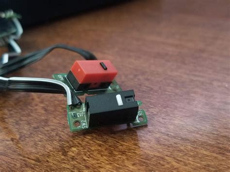 G703 Uses Kailh Switche For Dpi Button And Omron For Primary Buttons R Logitechg