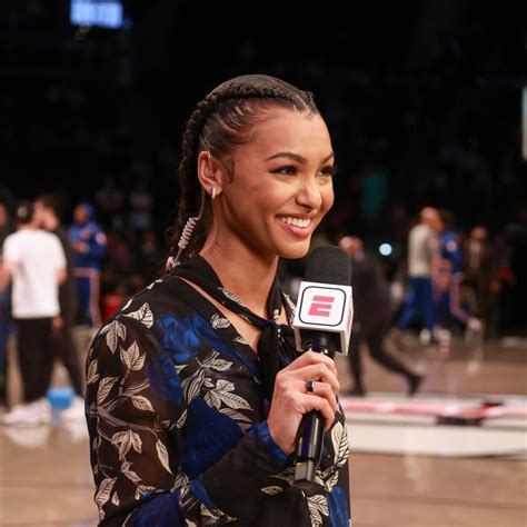 Espn Lead Analyst Malika Andrews Becomes First Woman To Host Nba Draft