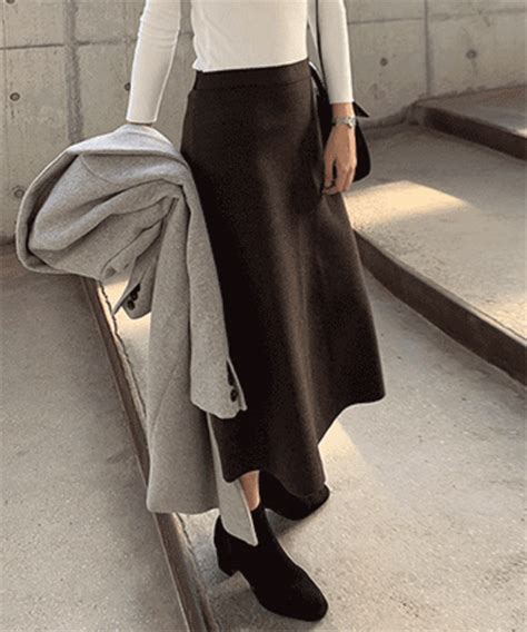 둥실코코 따뜻🤎여유핏 무드 울 롱 스커트 가을 겨울 모직 훌 플레어 A라인 허리 밴딩 빅사이즈 심플 긴 치마 스커트 오트밀 베이지 브라운 회색