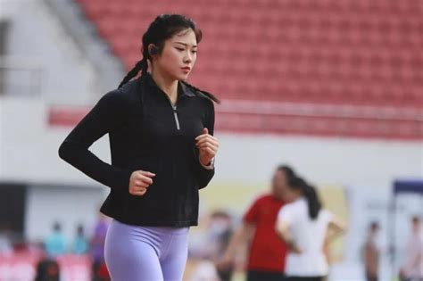 又美又飒她强势夺冠冲进亚运会曾放言下一届全运会金牌是我吴艳妮的