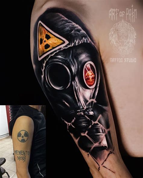 Татуировка мужская реализм на плече человек в противогазе Противогазы Узоры татуировок для
