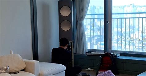 약속시간에 맞춰서 와주셨고 두분 기사님이 오셔서 투인원 에어컨 작업시간 1시간 정도 걸리셨던것 같습니다 친절하게 에어컨 위치 상담해주셨고 청소 마무리까지 깔끔하게 해