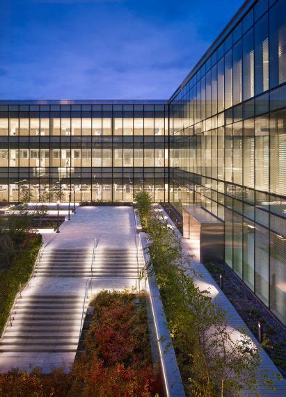 Bands Of Glass Wrap Fbi Technology Building In West Virginia By Som