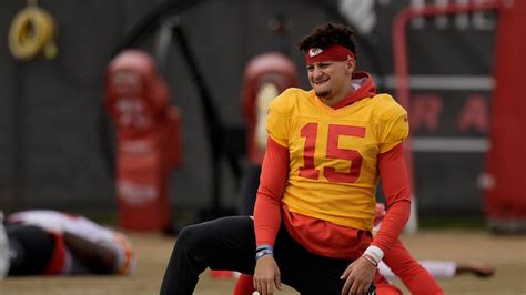 Patrick Mahomes Father Arrested On Dwi Suspicion In Texas News18