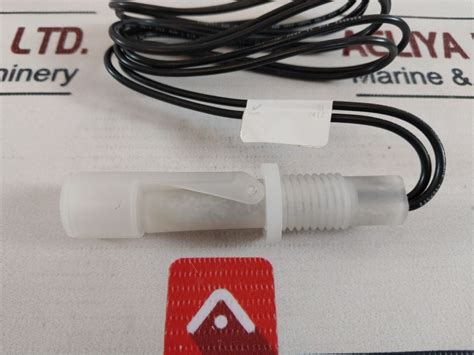 Cynergy Rsf H Rn Horizontal External Polypropylene Float Switch Aeliya Marine