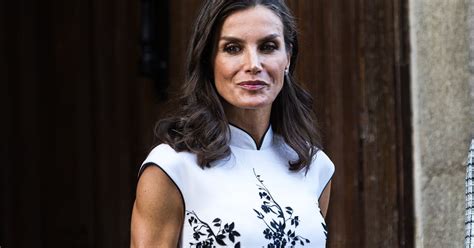 Letizia Von Spanien Begleitet Akademikerinnen Beim Amtseintritt Buntede