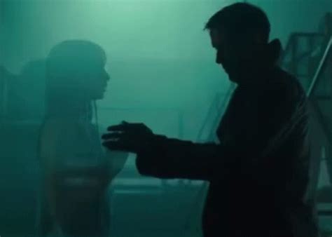 Blade Runner 2049 Sweet Moment Joi And K 