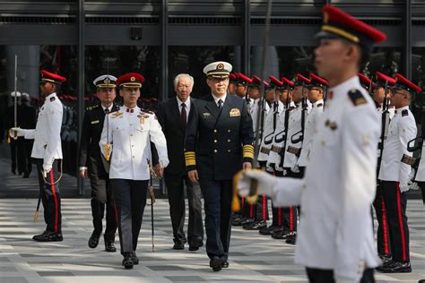 பிரதமர் வோங்கைச் சந்திக்கிறார் சீன தற்காப்பு அமைச்சர் சிங்க‌ப்பூர் செய்திகள் தமிழ் முரசு