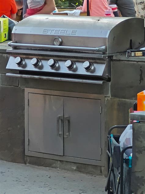 Grill Identification Steele Scrolller