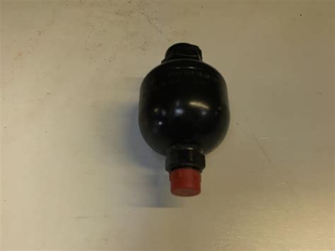 Second Hand Accumulator Jcb Part No 401 V9719 Vicary Plant Jcb Spares Vicary Plant Spares