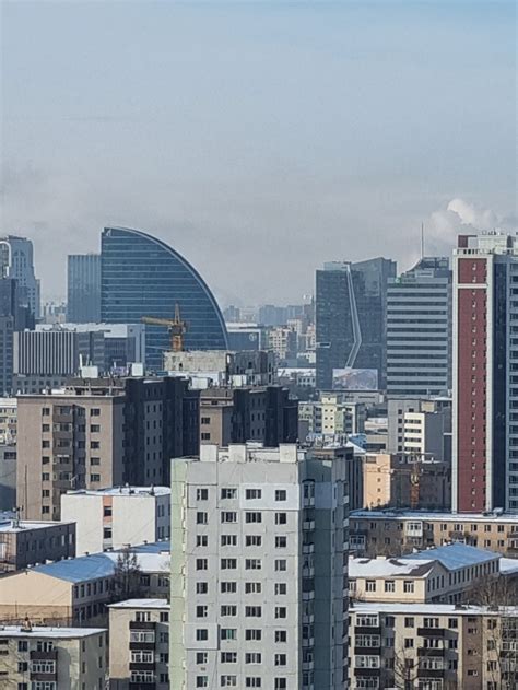 Улаанбаатарт өдөртөө 10 хэм шөнөдөө 23 хэм хүйтэн байна Zereg Mn