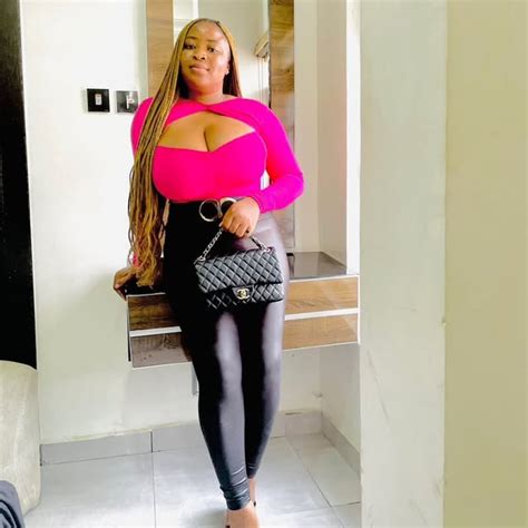 Candy Dimpled Lizzy Threads Say More