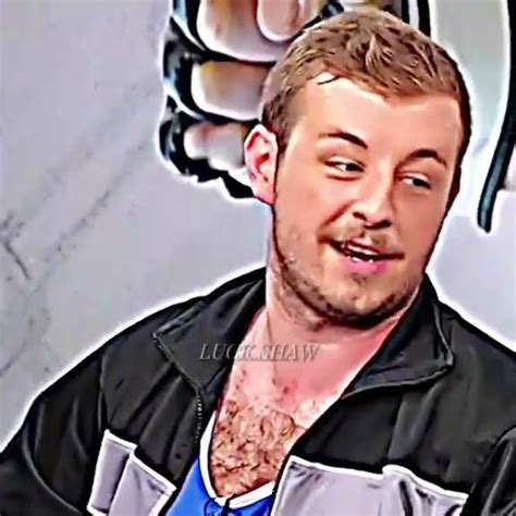 გივი პაპავას ტატუების განხილვა ქვევით რა გახატიათ რა უპასუხა პაპავამ Youtube