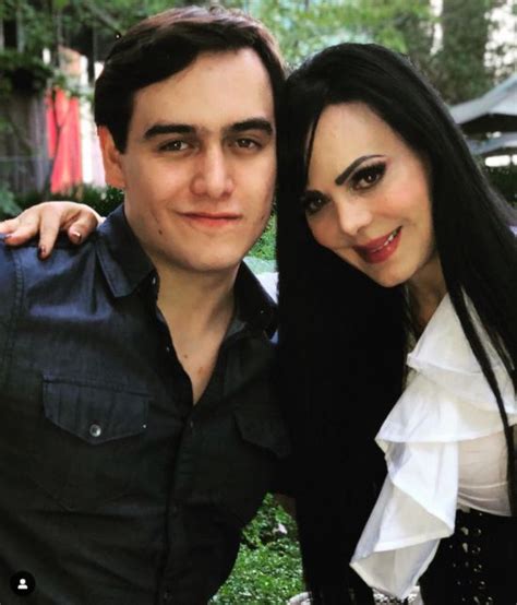 Julián Figueroa Realizó Emotivo Proyecto Con Su Mamá Antes De Morir Fama