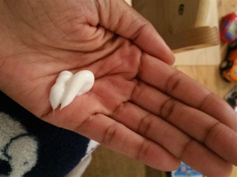 Product Review Dark And Lovelys Au Naturale Anti Shrinkage Clumping Curl Crème Gel Product Review Dark And Lovelys Au Naturale Anti Shrinkage Clumping Curl Crème Gel