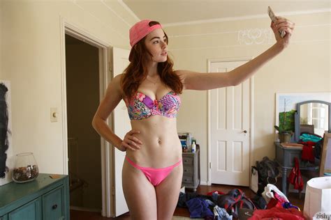 Sabrina Lynn Porn Pic