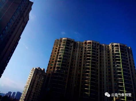 冷空气暂别，云南大部有望见到限量版阳光，明天清晨需防范大雾天气！