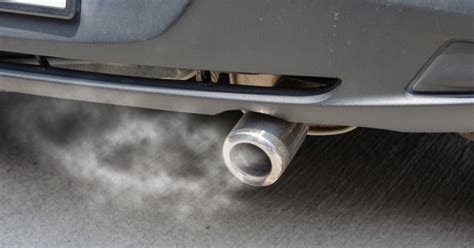 기온 뚝뚝 떨어질 때는 배기가스부터 살피세요