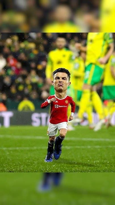 این چه کاریه با کریستین کردید 😂 Shorts Cr7 کریستین Youtube