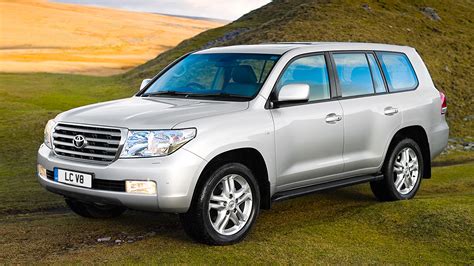 Classless Cars 15 Vehicles That Fit In Anywhere Motoring Research