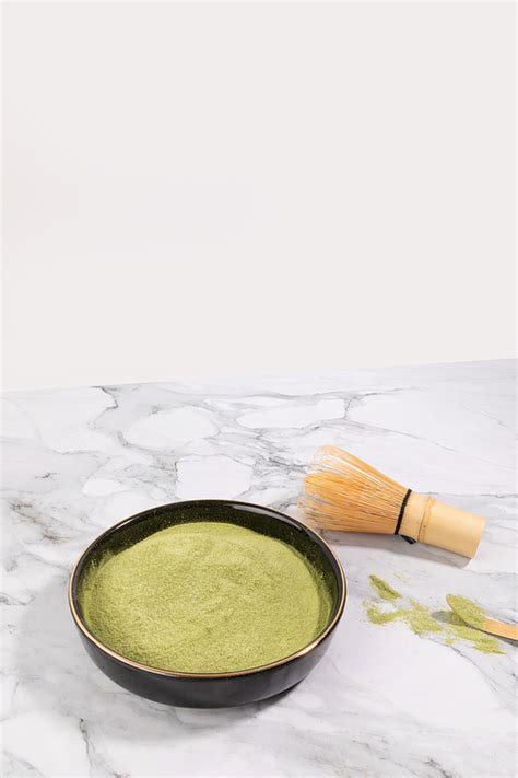 말차그릇에담긴 말차가루와 차선 유토이미지 상세페이지 베이직샵 사진 21981392