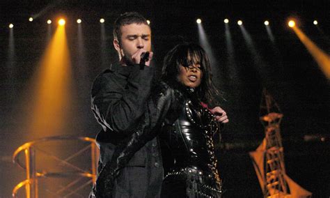 2004 Super Bowl Halftime Show Accident Court Throws Out Super Bowl