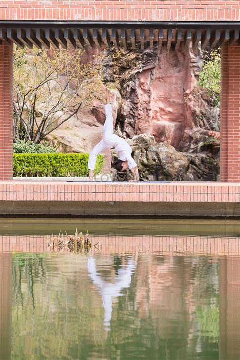 여성 요가 사진 무료 다운로드 Lovepik