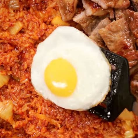 2 Cách Làm Cơm Rang Dưa Bò Và Kim Chi Thịt Bò Thơm Ngon Hấp Dẫn