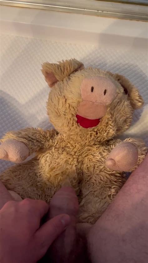 Piss Plush Video Thisvid Com