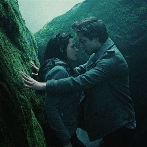 The Blue Tint 🧵— Enjoy R Twilight