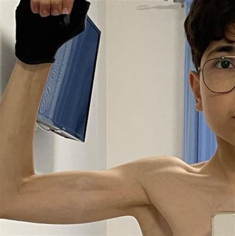 Do You Think Its Enough Progress After Six Months Of Calisthenics I Started Very Underweight