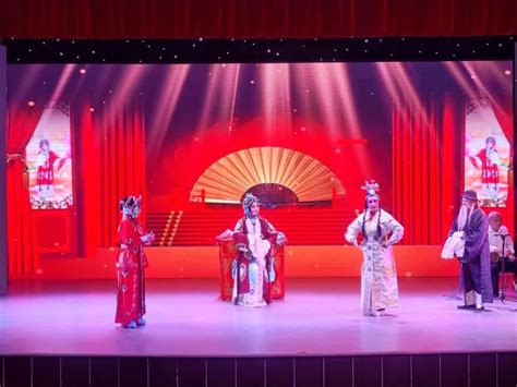 文化随行 我们的中国梦 文化进万家京剧专场演出在滨海新区文化馆汉沽馆区剧场举行