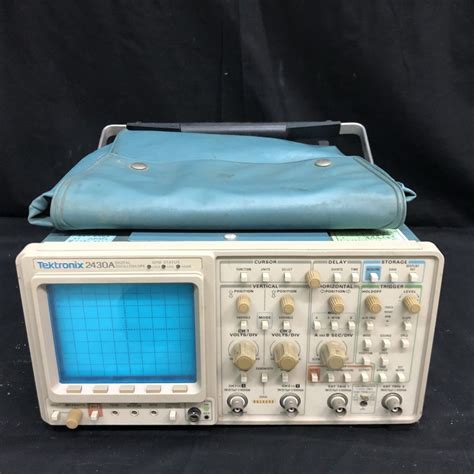 스코프 Tektronix 2430a Digital Oscilloscope Tektronix 2235a 100mhz Oscilloscope 2점 근대통신박물관