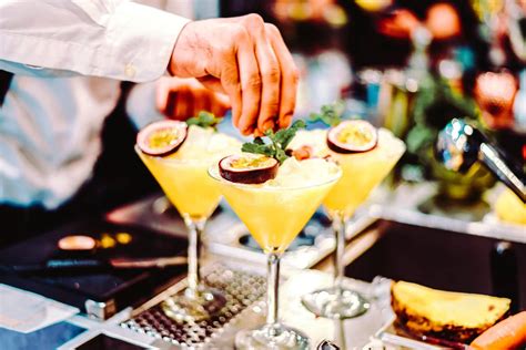 Best Martini Glasses To Show Off Your Well Crafted Mocktails Master Of Mocktails