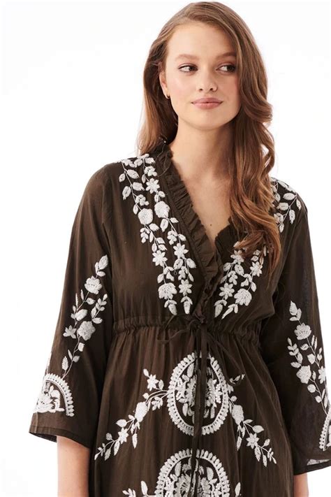 Byron Long Vs Chocolate