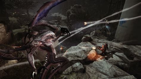 Evolve Preview Laat Zijn Tanden Zien