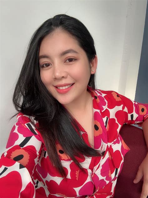 เบลล่า ยามกา ช่องสำรอง1 ทะเลยังมีคลื่น ทำไมเราไม่มีใคร Facebook