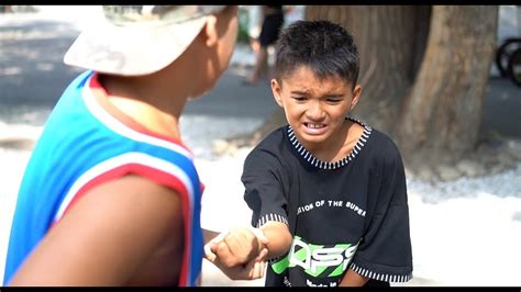 ДОБРО С КУЛАКАМИ Youtube