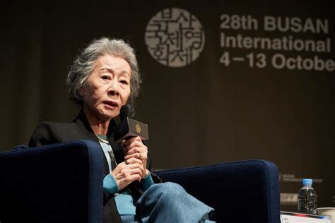 윤여정 아카데미가 나에게 족쇄가 돼 수상 이후 조심할게 너무 많아져 Biff