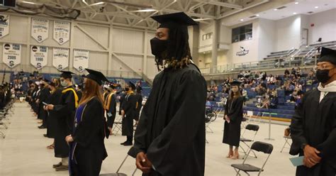 2021 Stockton Graduates Told To Continue To Persevere After